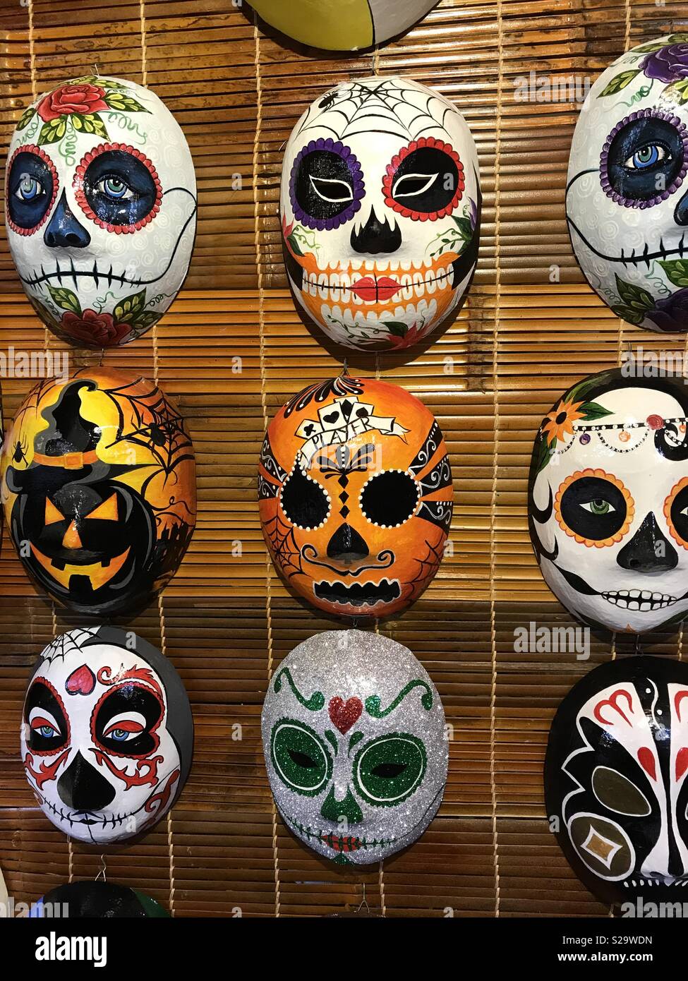 Wall of masks hi-res stock photography and images - Alamy