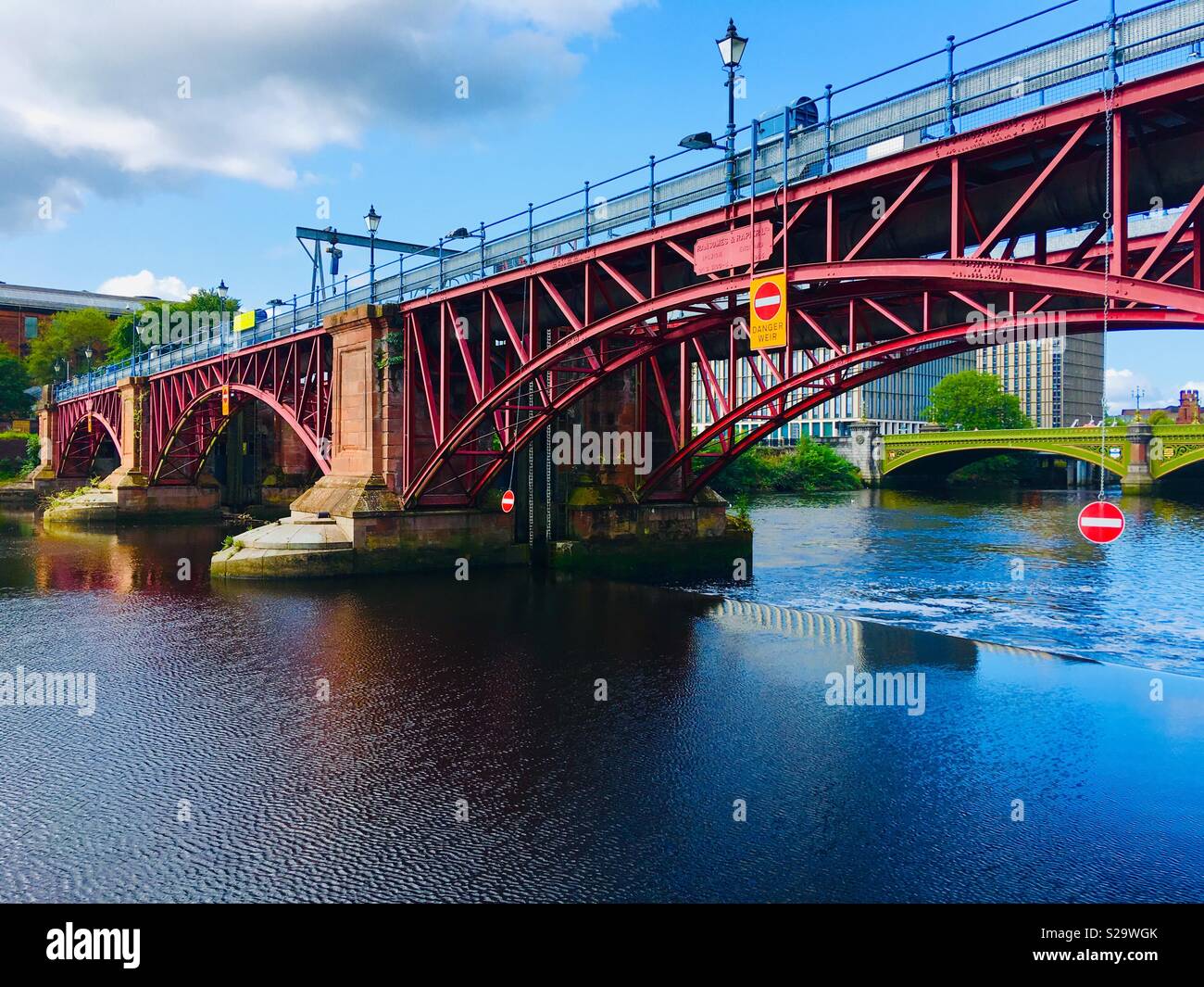 Bridge entry signs hi-res stock photography and images - Alamy