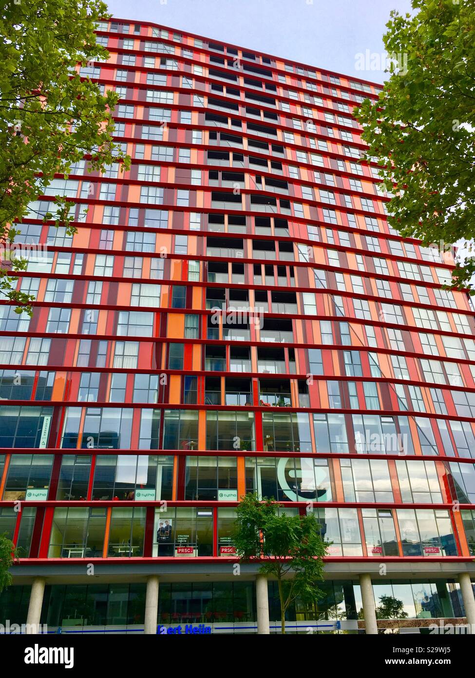 Funky building hi-res stock photography and images - Alamy