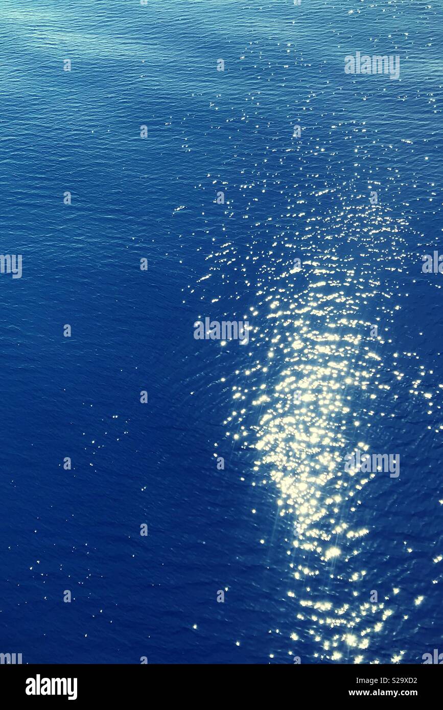 Calm and blue hi-res stock photography and images - Alamy