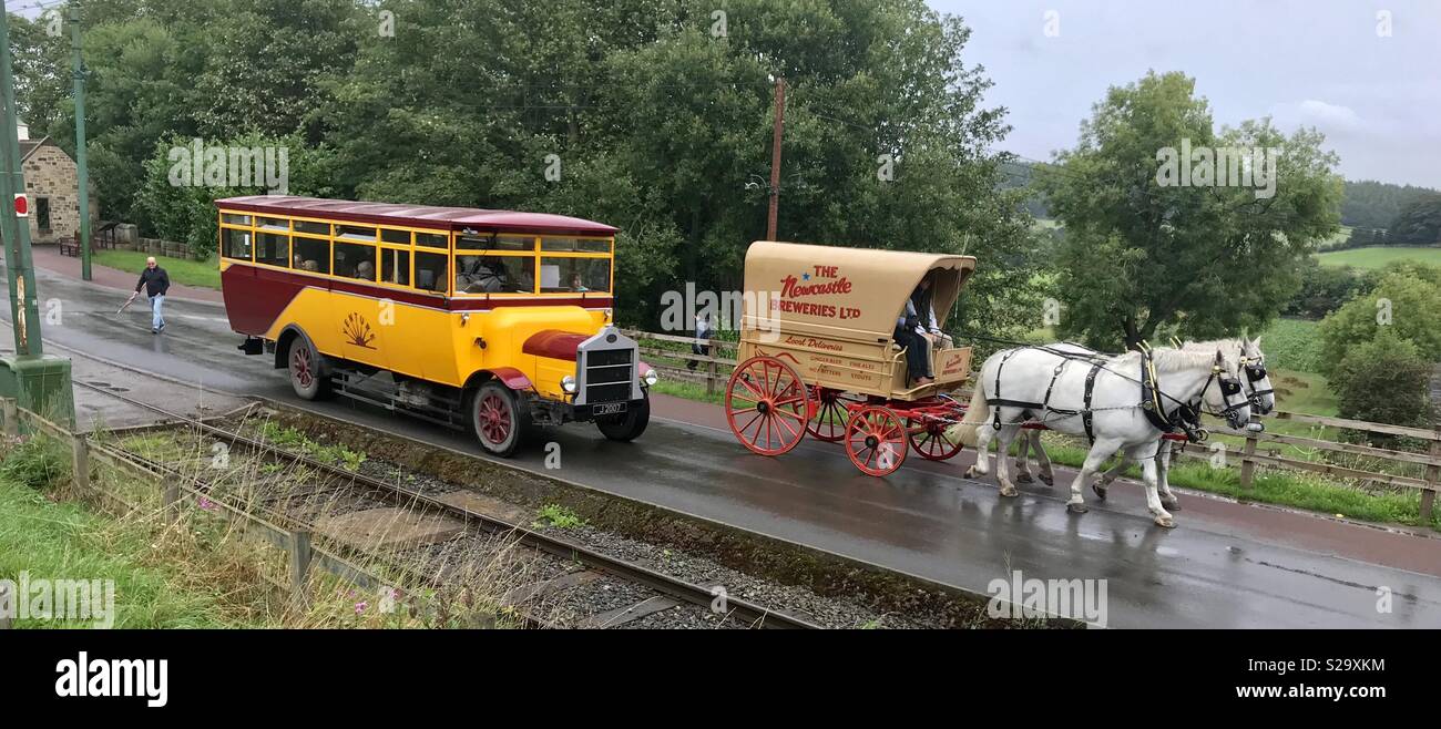 Vintage bus beamish north of england hi-res stock photography and ...