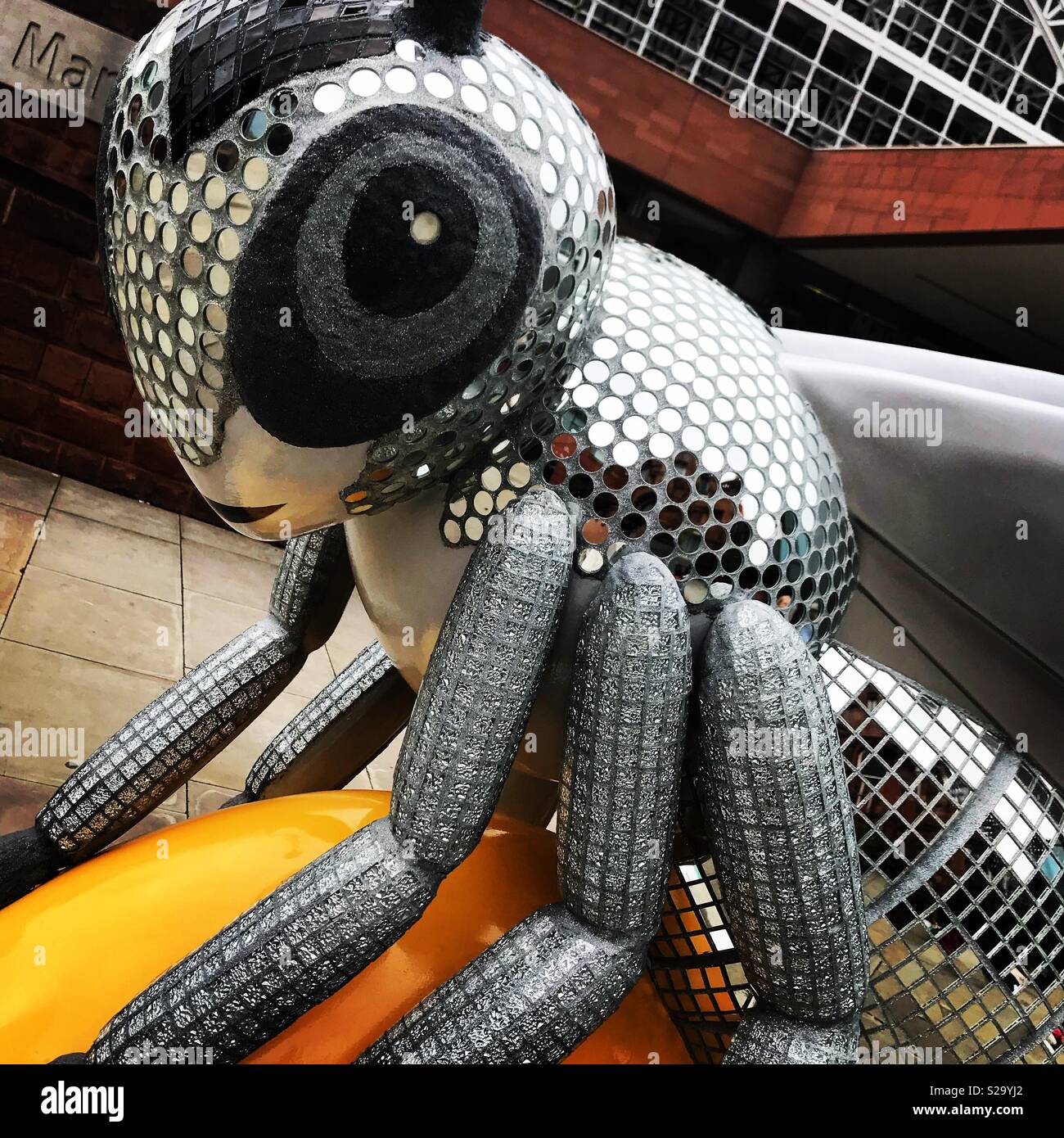 Bling bee, Manchester bee in the city trail Stock Photo - Alamy