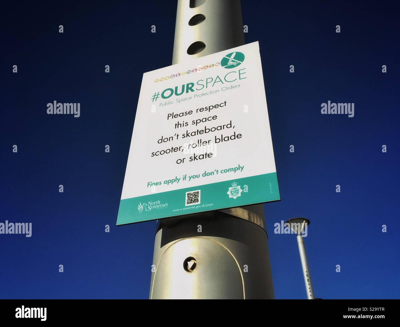 Forbidden signage hi-res stock photography and images - Alamy