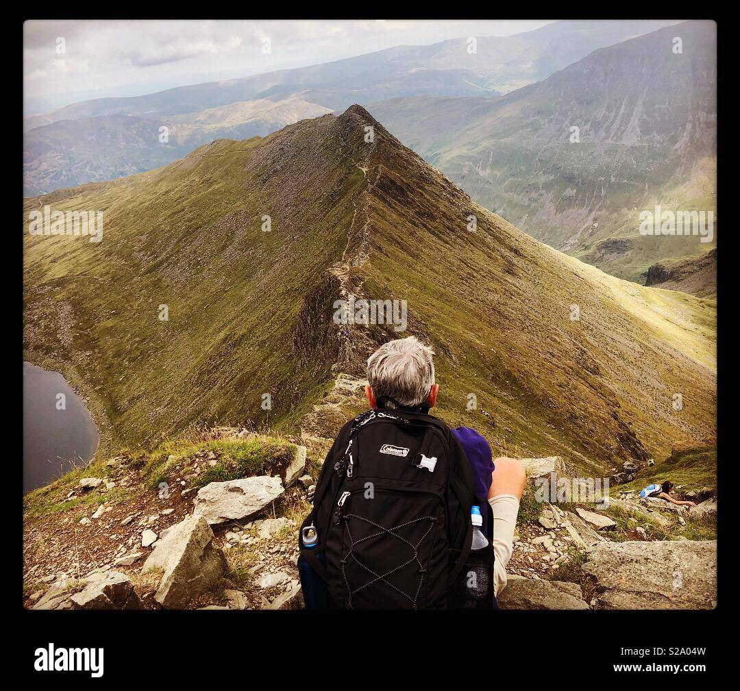 Lake district helvelyn striding edge hi-res stock photography and ...