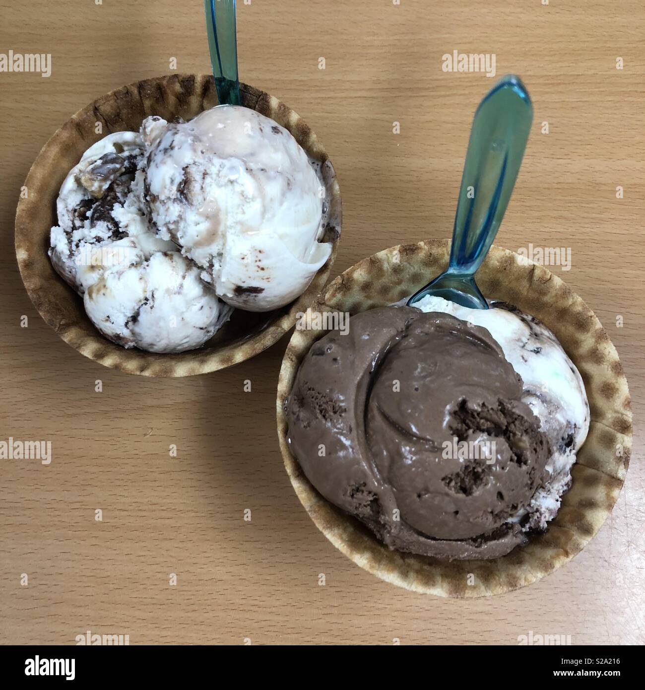 Icecreams hi-res stock photography and images - Alamy