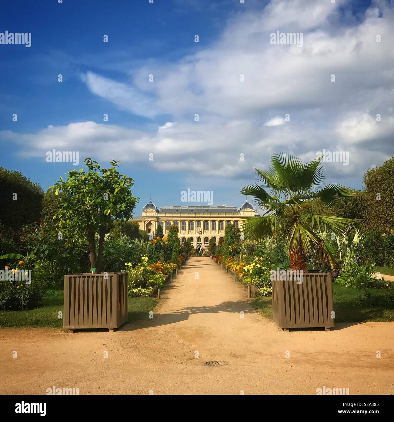 Jardin Des Plantes Paris High Resolution Stock Photography and Images ...