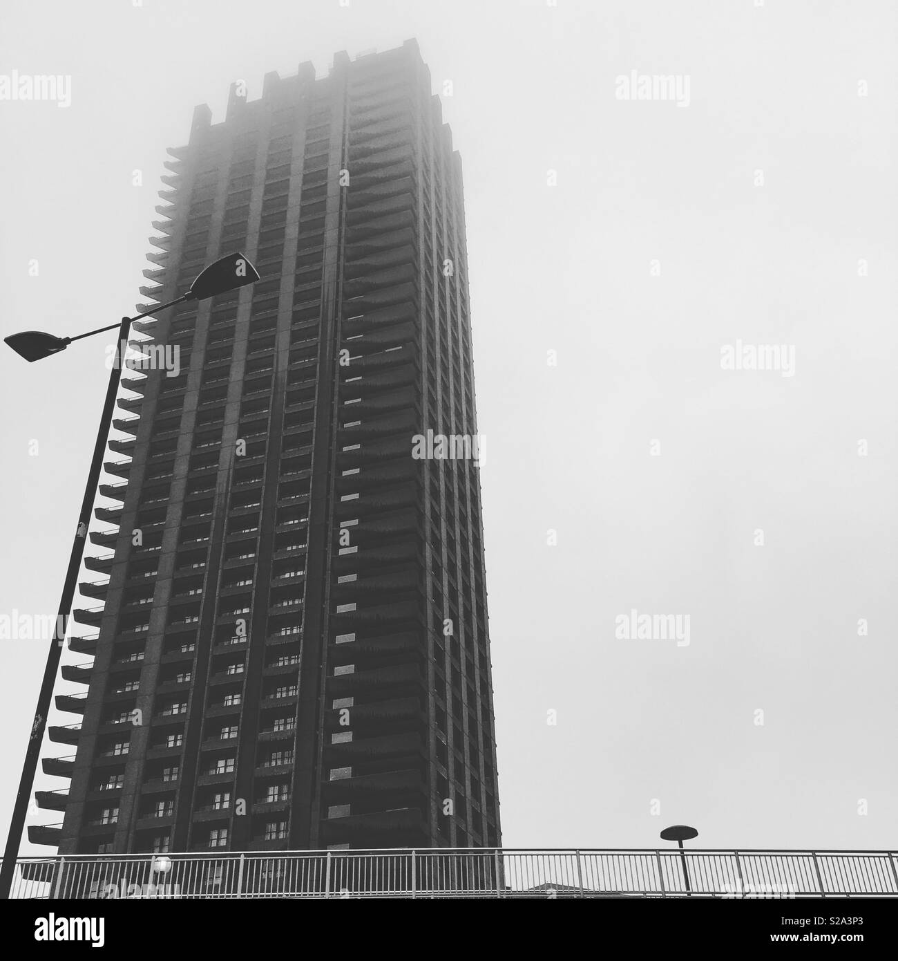 Moody building hi-res stock photography and images - Alamy