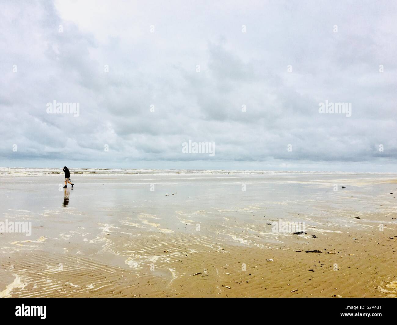 Windy day at the seaside hi-res stock photography and images - Alamy