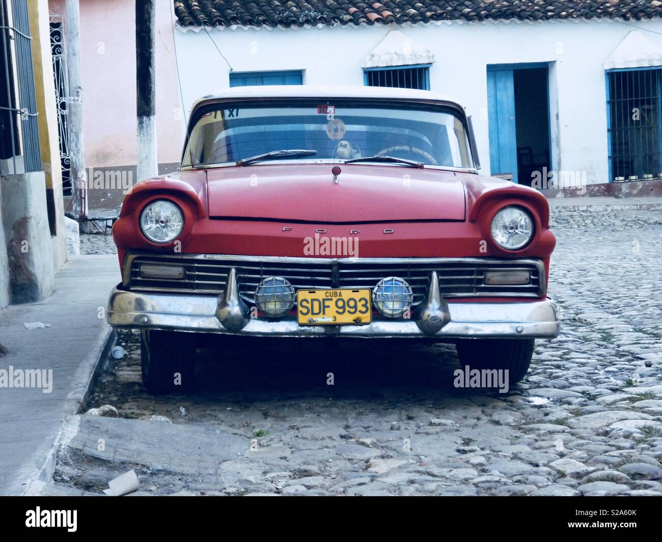 Classic Ford in Cuba Stock Photo - Alamy