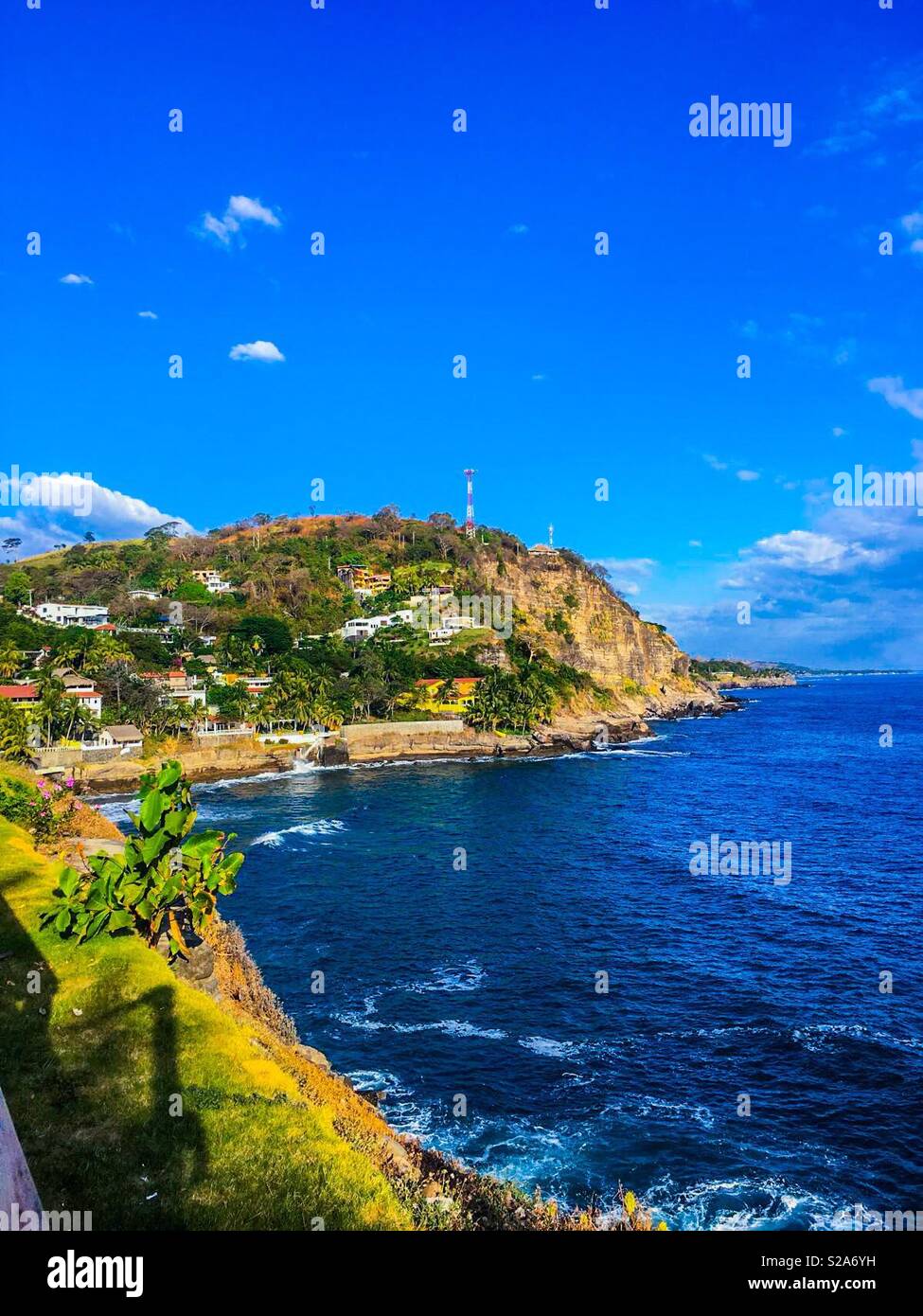 El tunco hi-res stock photography and images - Alamy