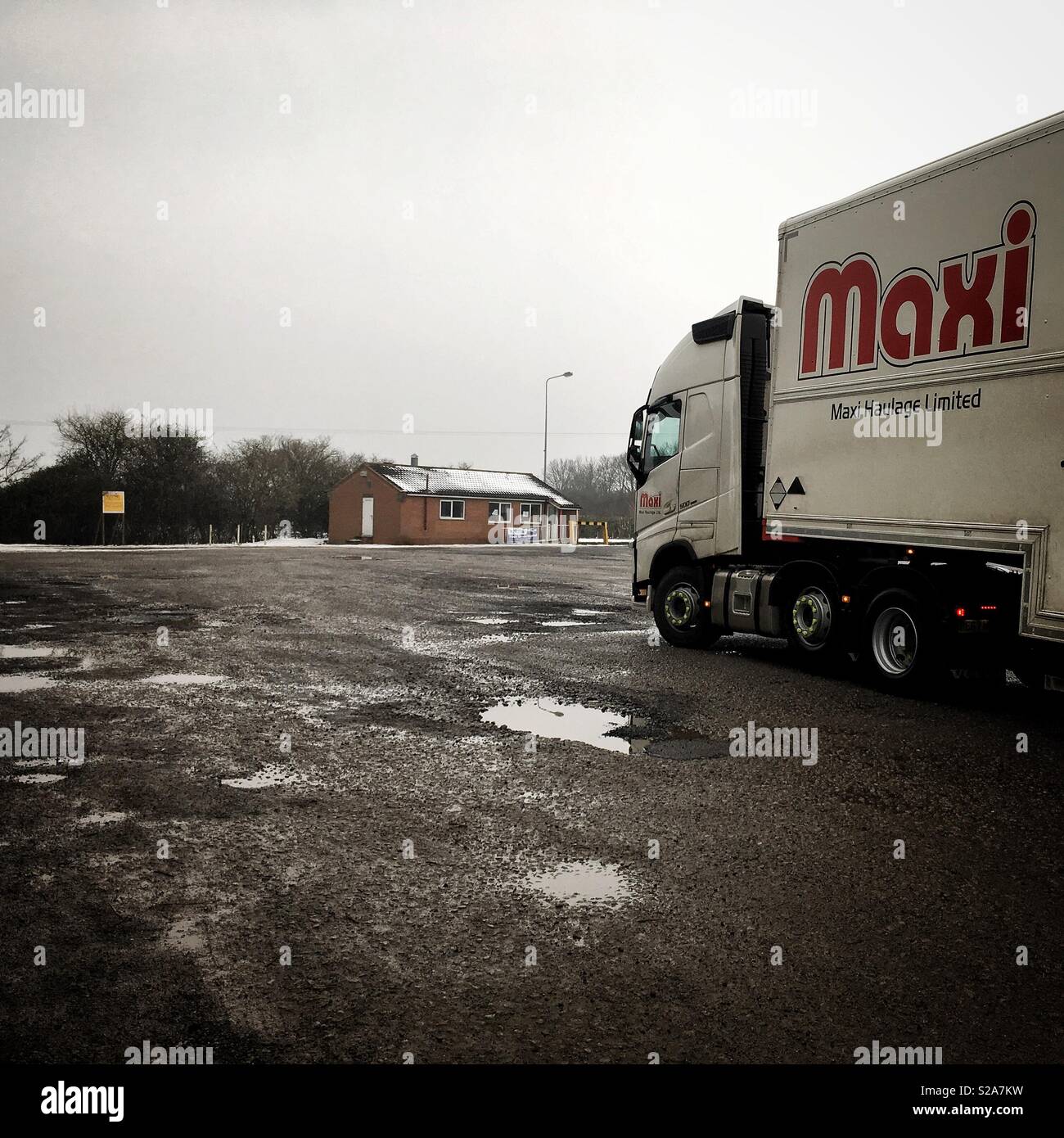 Lorry Stop Stock Photos & Lorry Stop Stock Images - Alamy