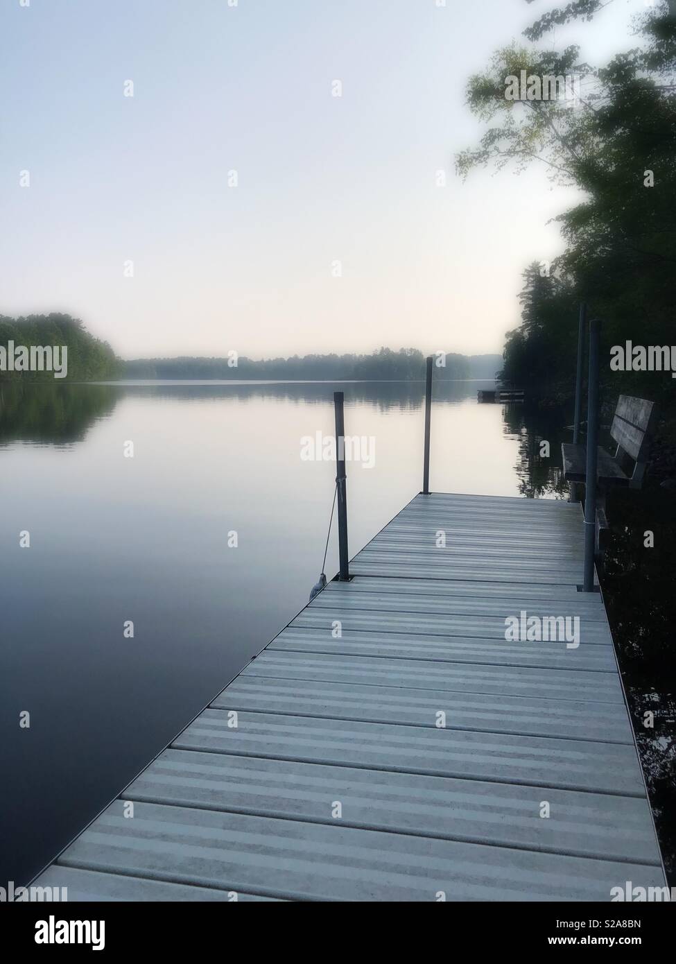 Wisconsin dock pier hi-res stock photography and images - Alamy