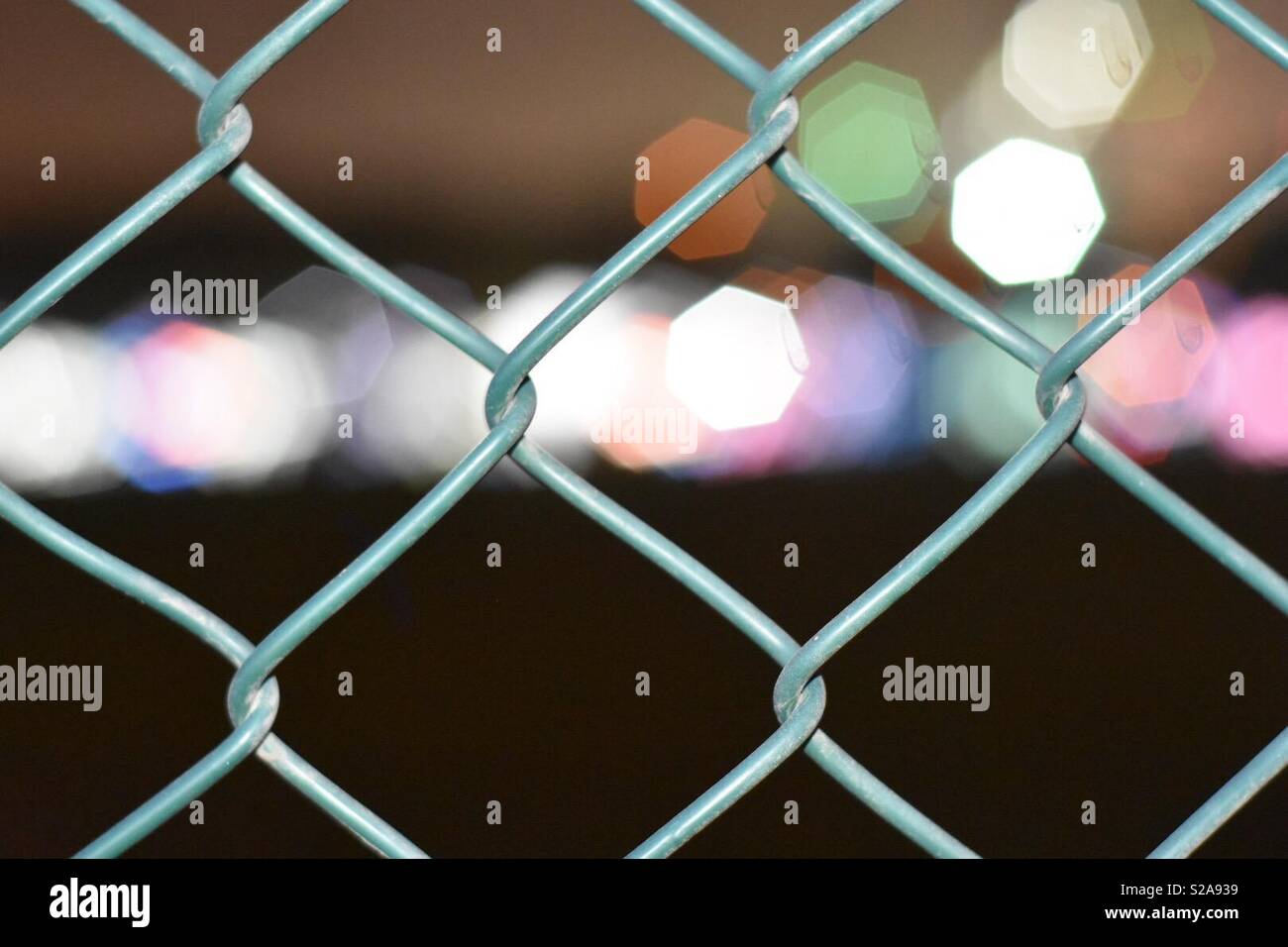 Fence border reflection hi-res stock photography and images - Alamy