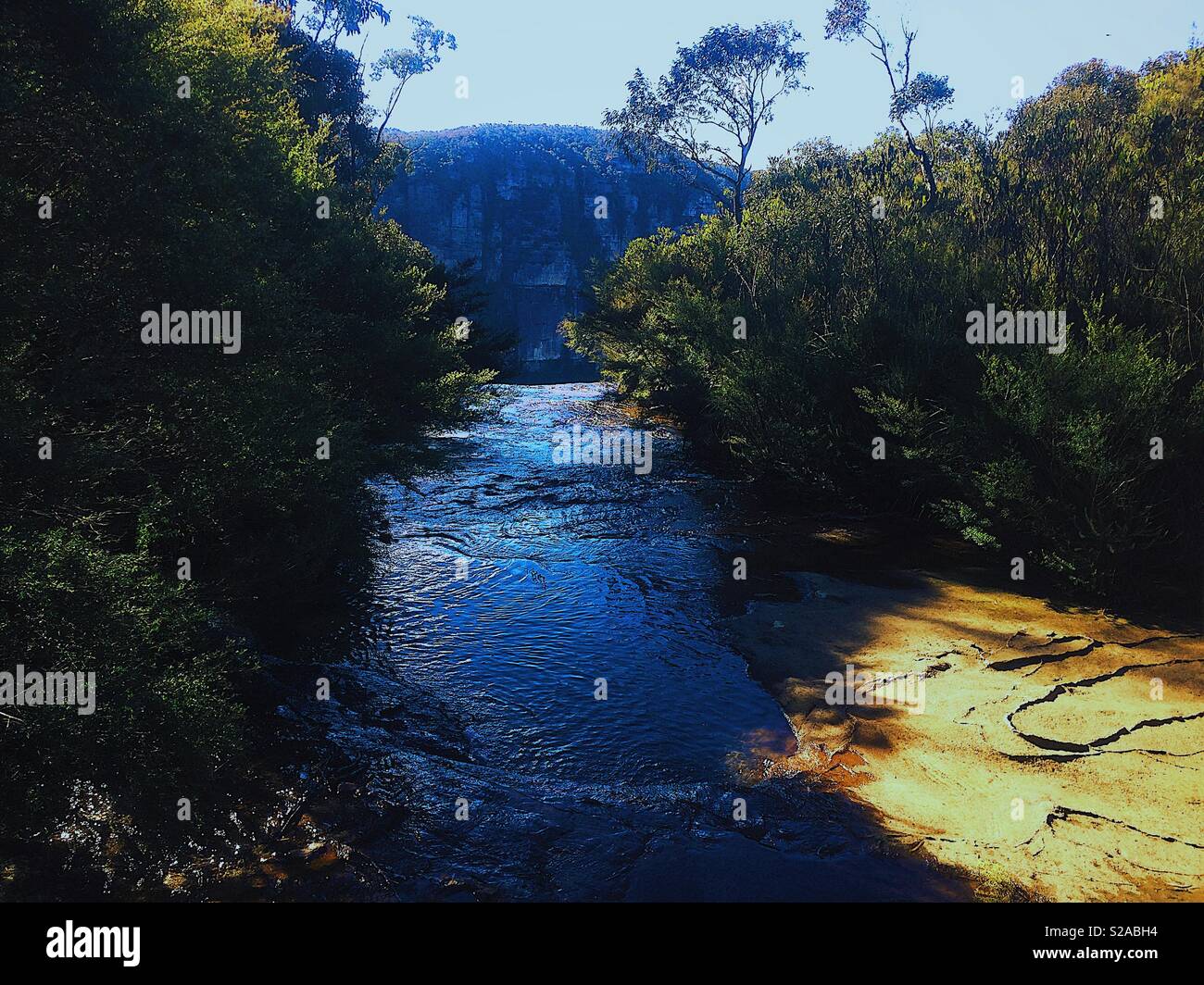 Top of a waterfall hi-res stock photography and images - Alamy