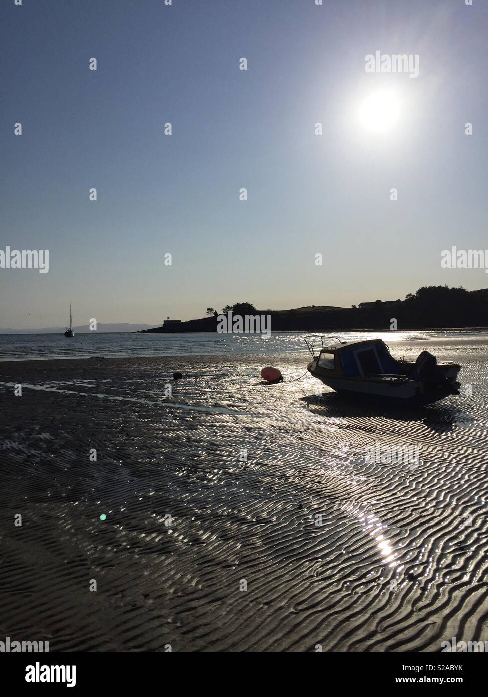 Shimmer sand hi-res stock photography and images - Alamy