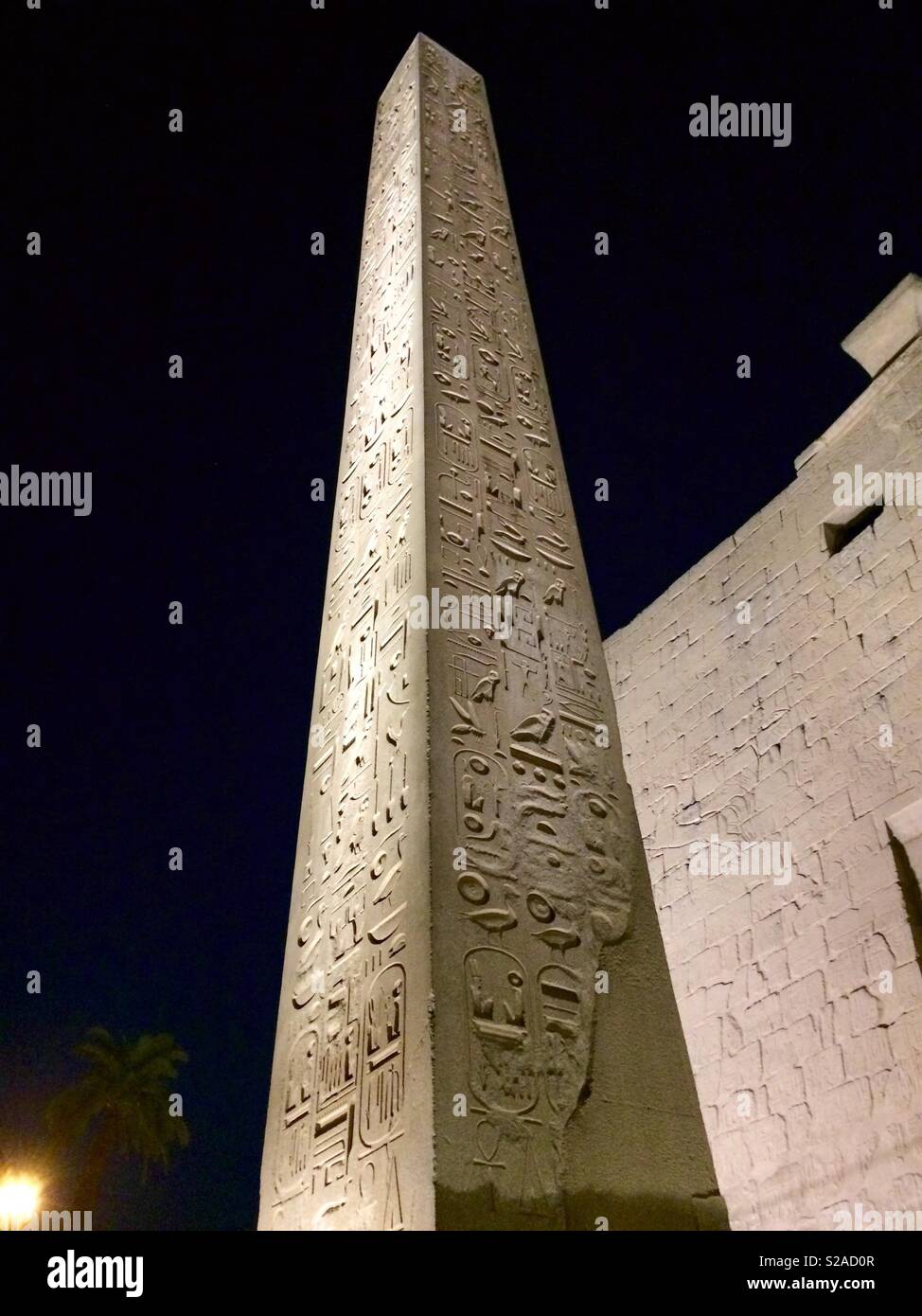 Obelisk temple hi-res stock photography and images - Alamy