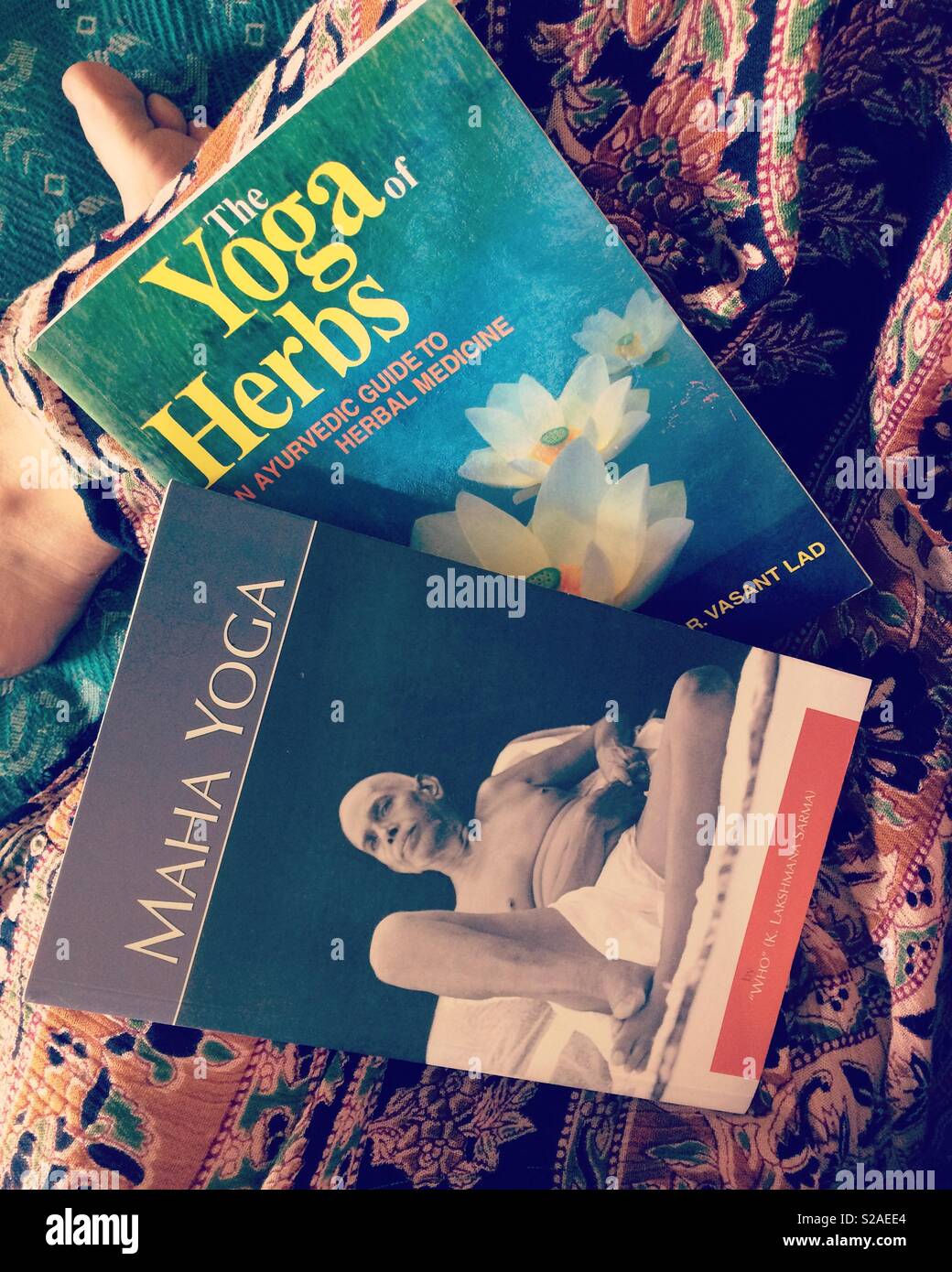 Maha yoga hi-res stock photography and images - Alamy