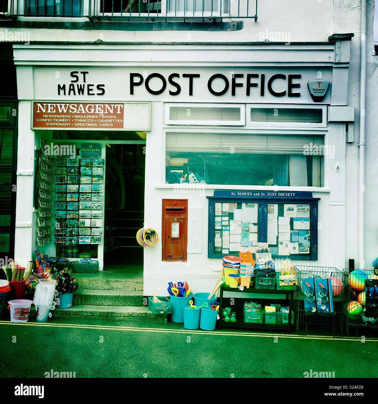Letter Box In Cornwall High Resolution Stock Photography and Images - Alamy