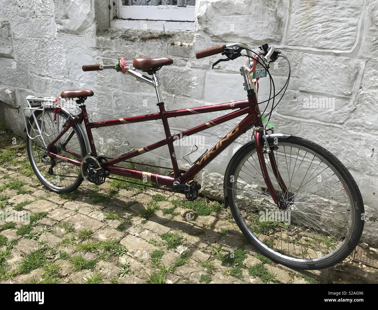 Tandem seat hi-res stock photography and images - Alamy
