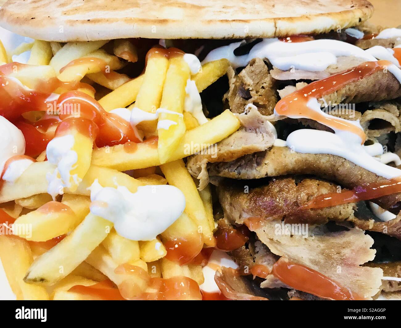 Chips and doner meat hi-res stock photography and images - Alamy
