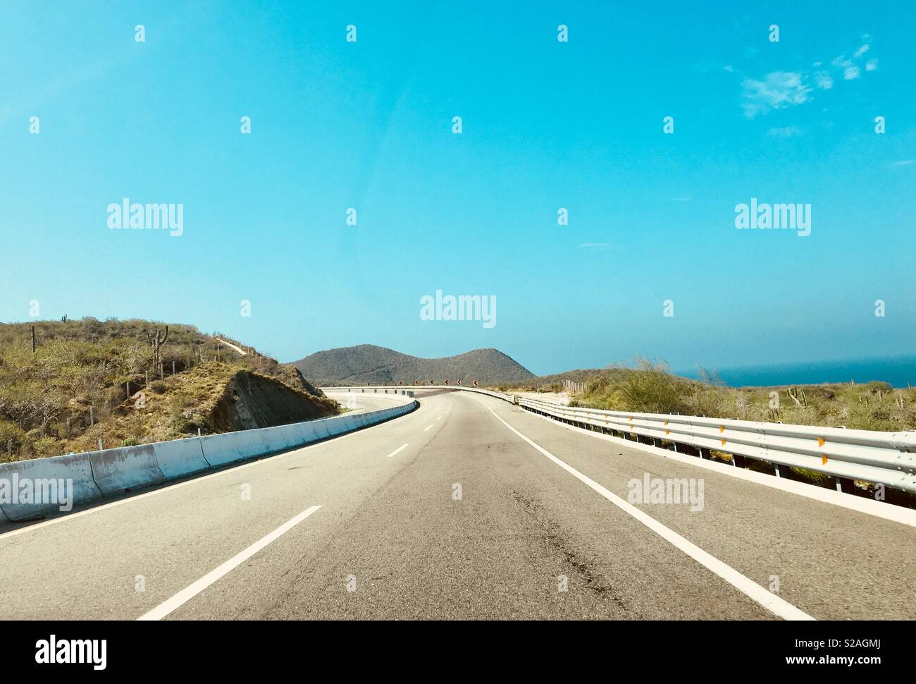 Entry road hi-res stock photography and images - Alamy