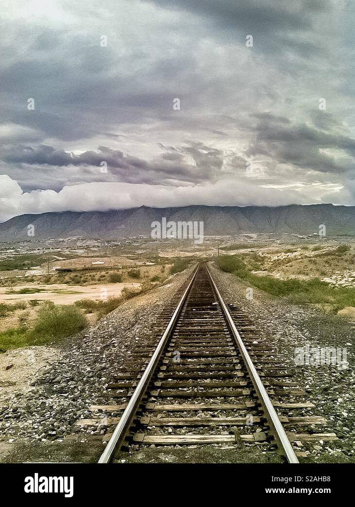 Empty track hi-res stock photography and images - Alamy