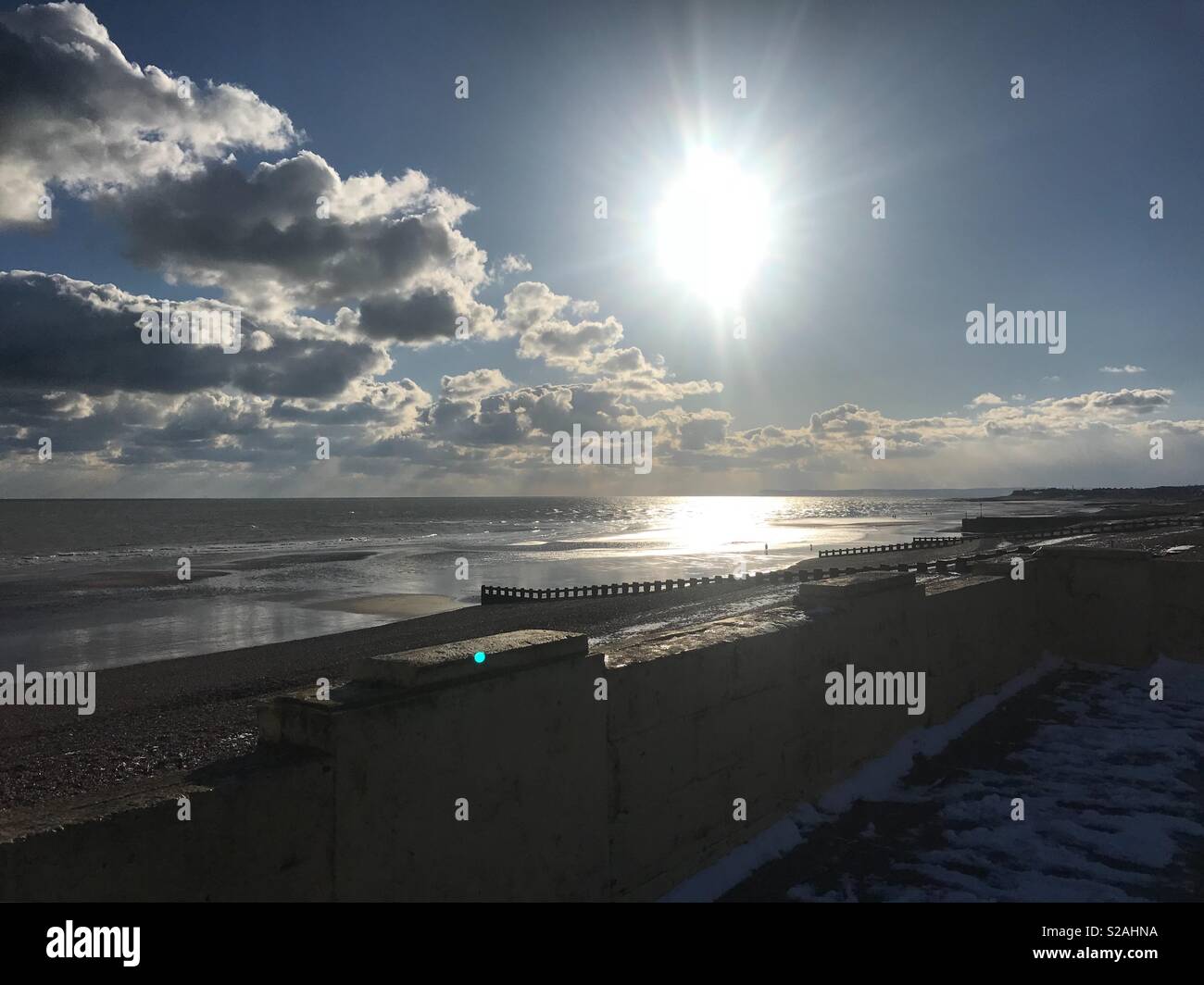 Snow seaside hi-res stock photography and images - Alamy