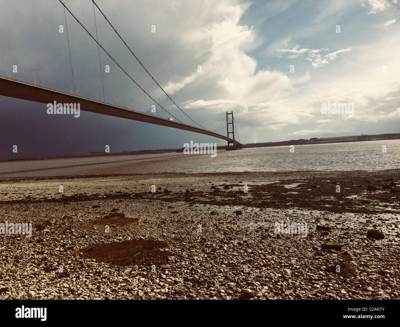 Calming bridge hi-res stock photography and images - Alamy