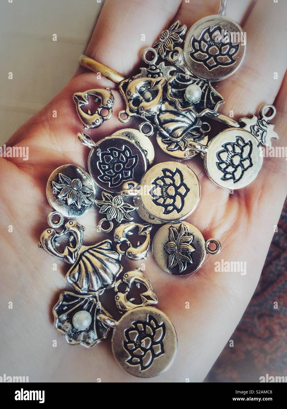 Shape metal components hi-res stock photography and images - Alamy