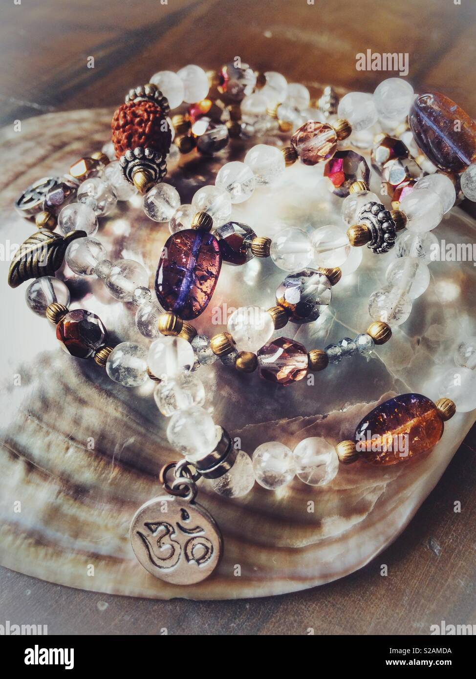 Indian shell beads hi-res stock photography and images - Alamy