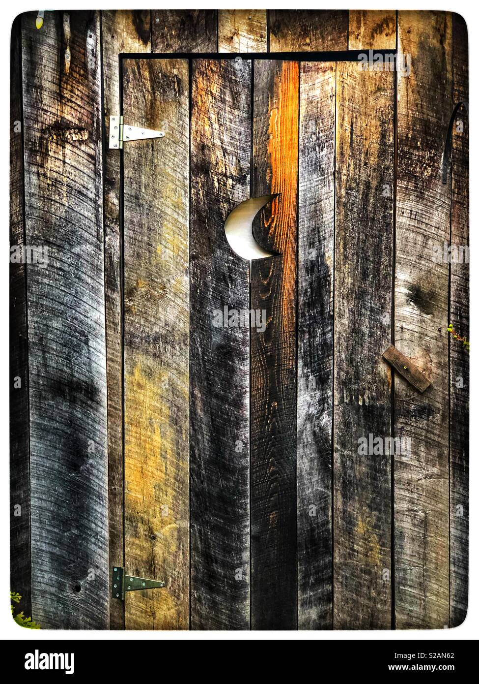 Outhouse with crescent moon hi-res stock photography and images - Alamy