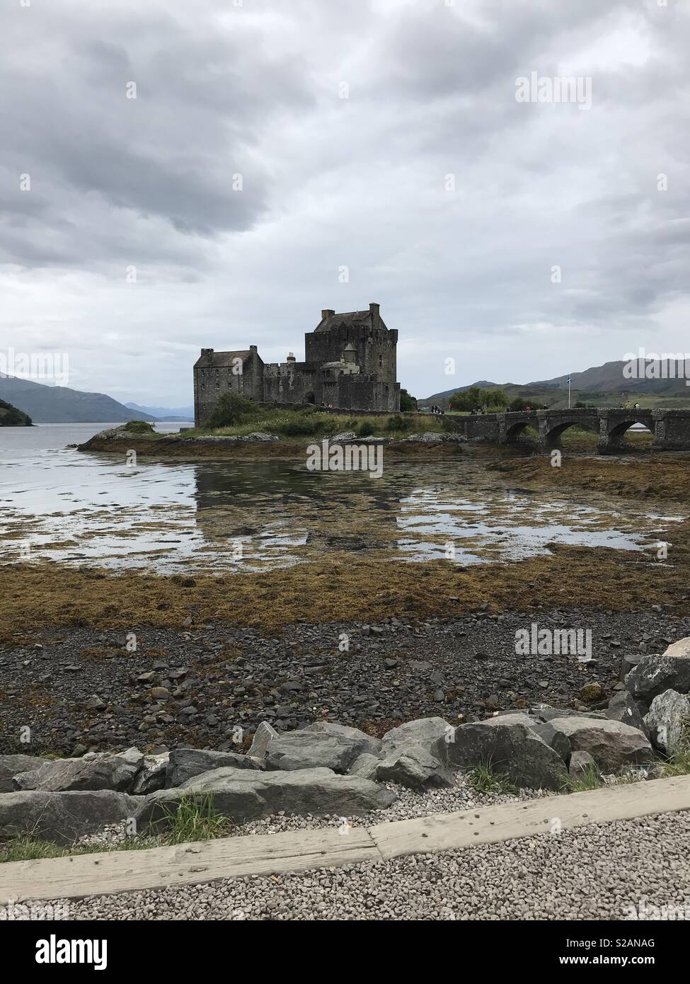 Highlander castle hi-res stock photography and images - Alamy