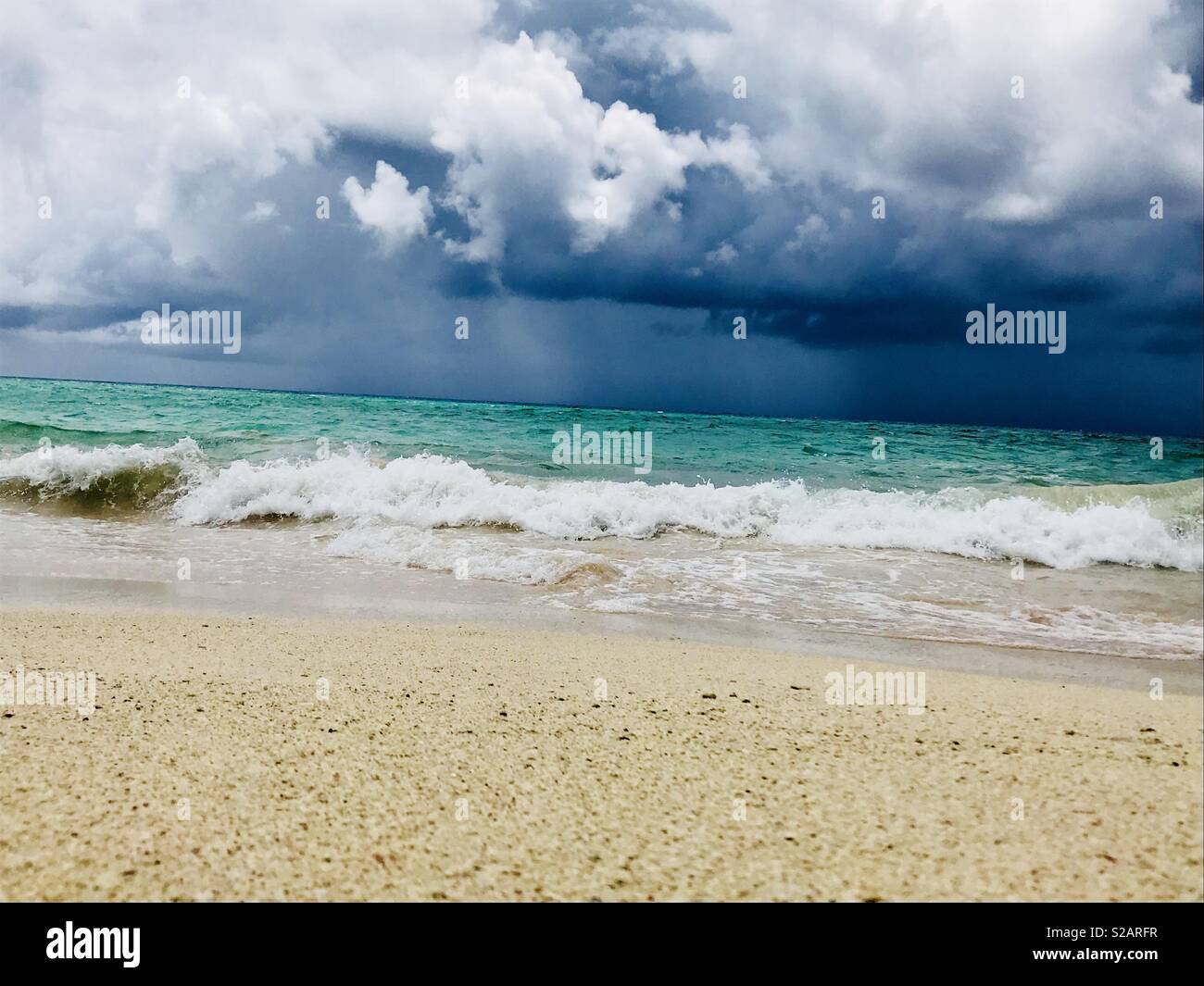 Barbados holidays where the sky meet the sea Stock Photo - Alamy