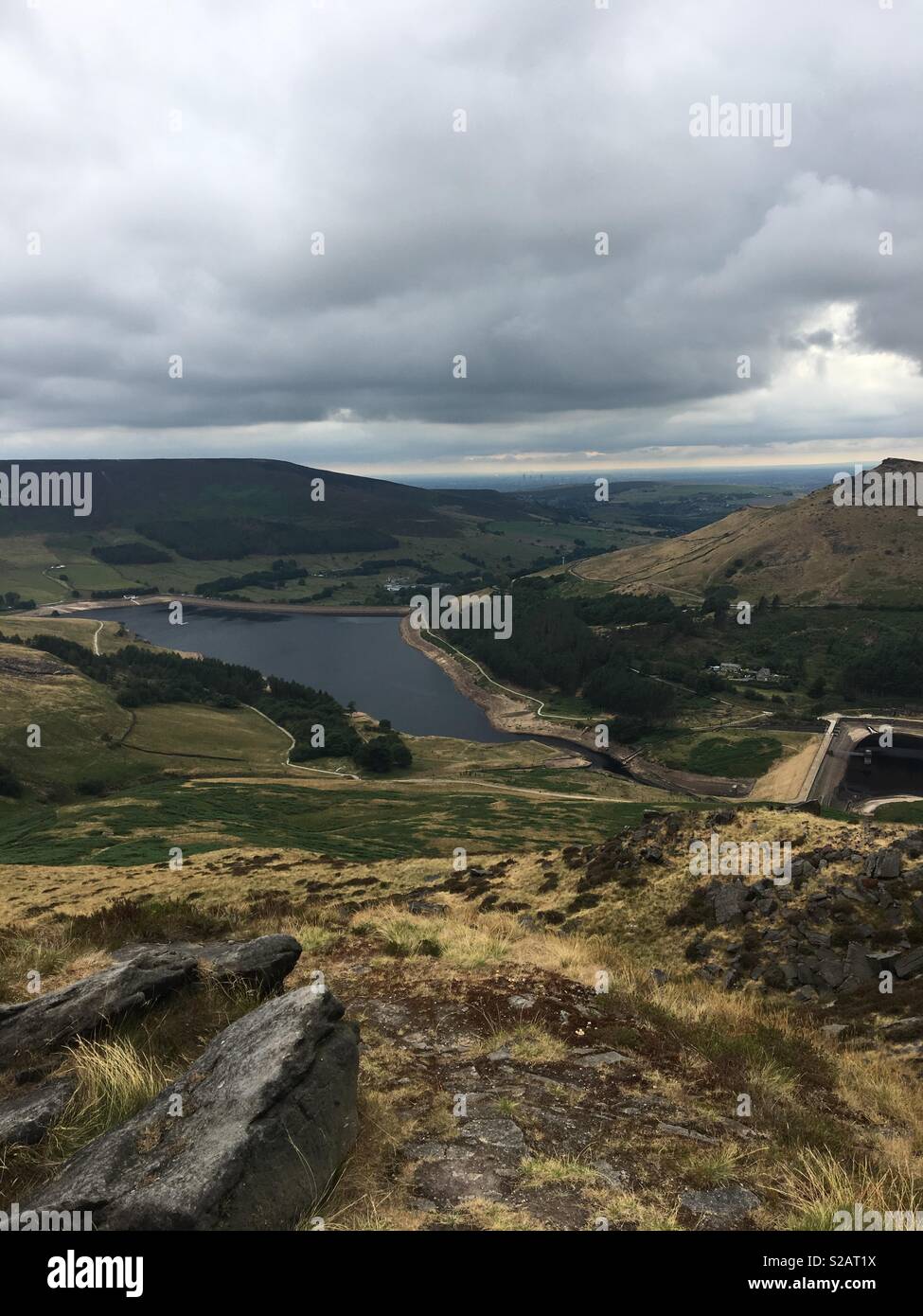 Hill top view nature hi-res stock photography and images - Alamy