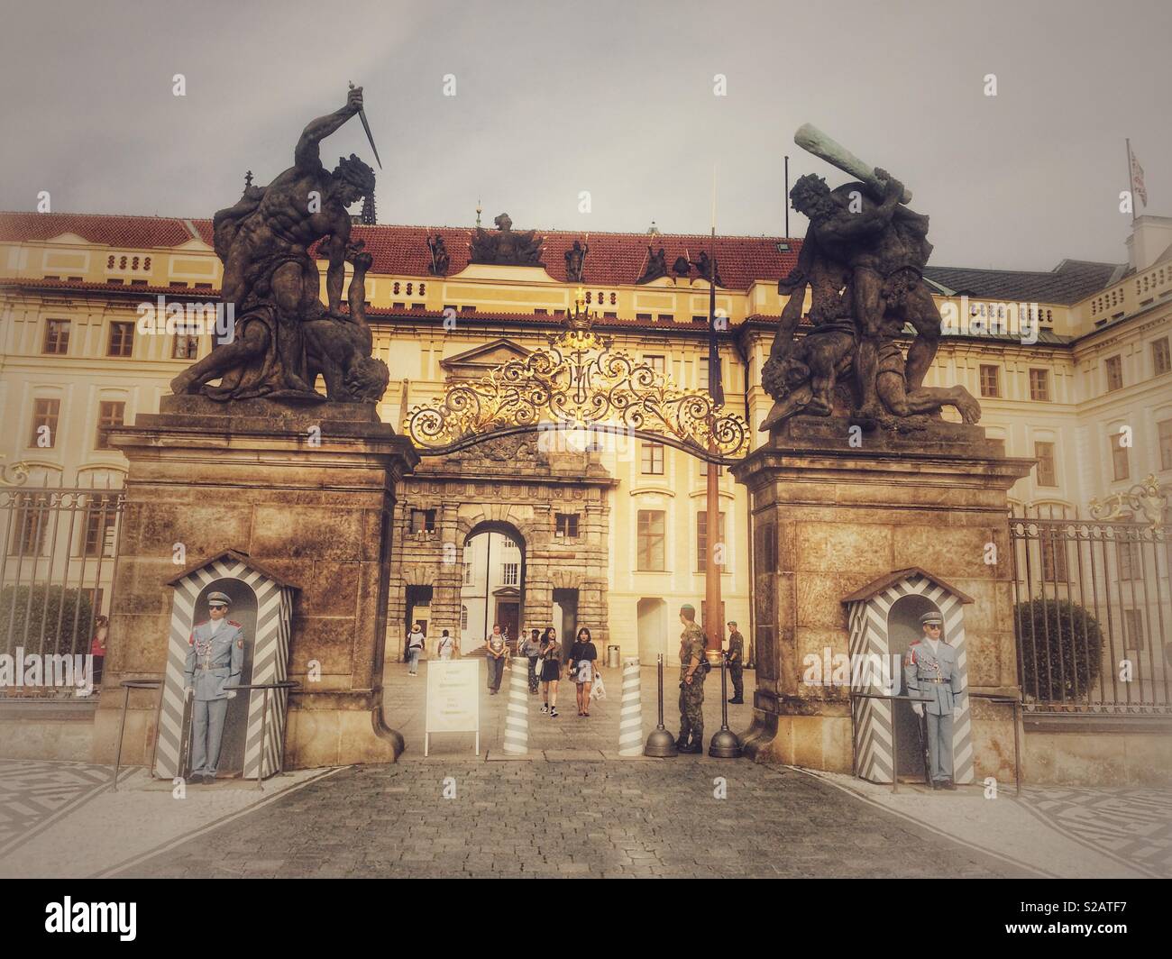 Prague castle architecture hi-res stock photography and images - Alamy