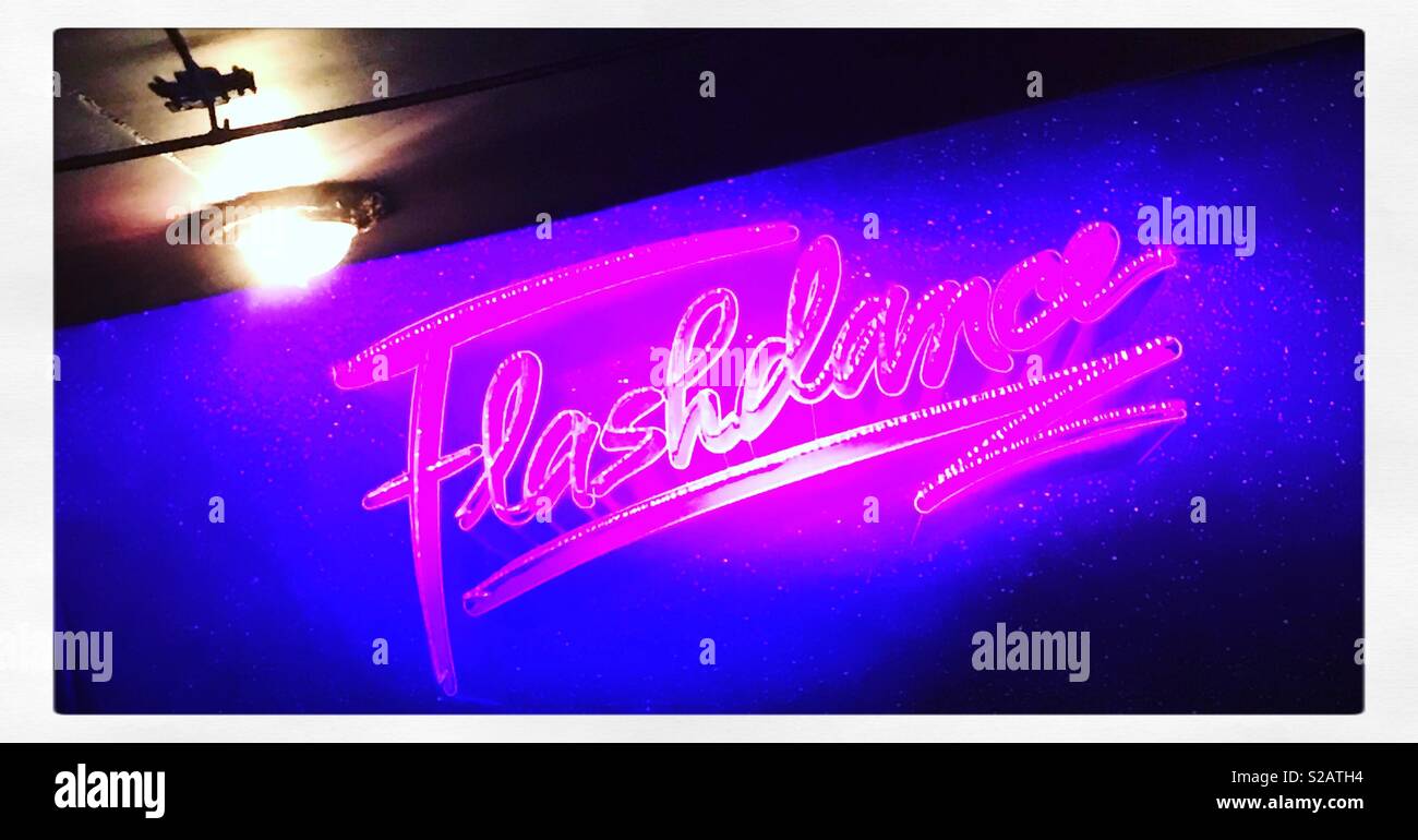 Flashdance hi-res stock photography and images - Alamy