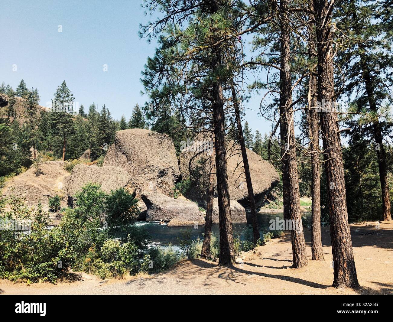 Riverside State Park Bowl & Pitcher Stock Photo - Alamy