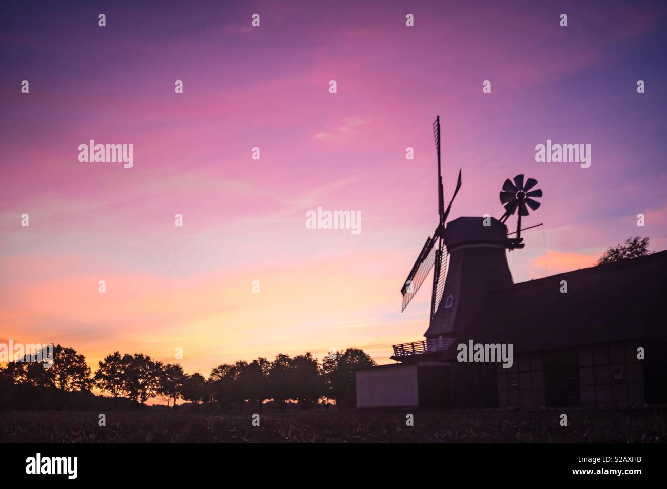 Mill sunset hi-res stock photography and images - Alamy