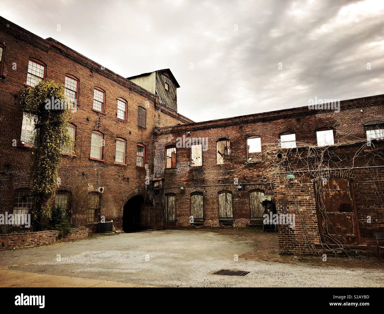 Old Atlanta Factory Stock Photo - Alamy