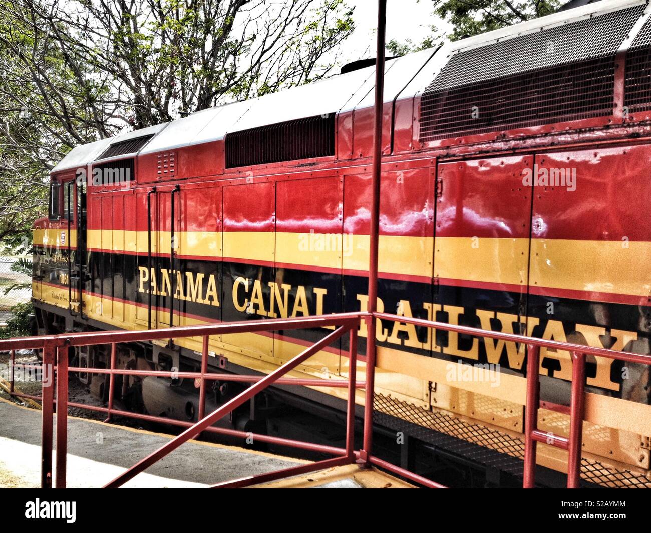 Panama canal railway hi-res stock photography and images - Alamy