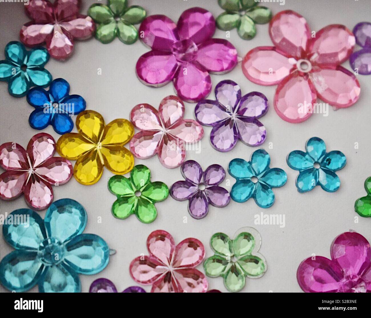 Sticky flowers hi-res stock photography and images - Alamy
