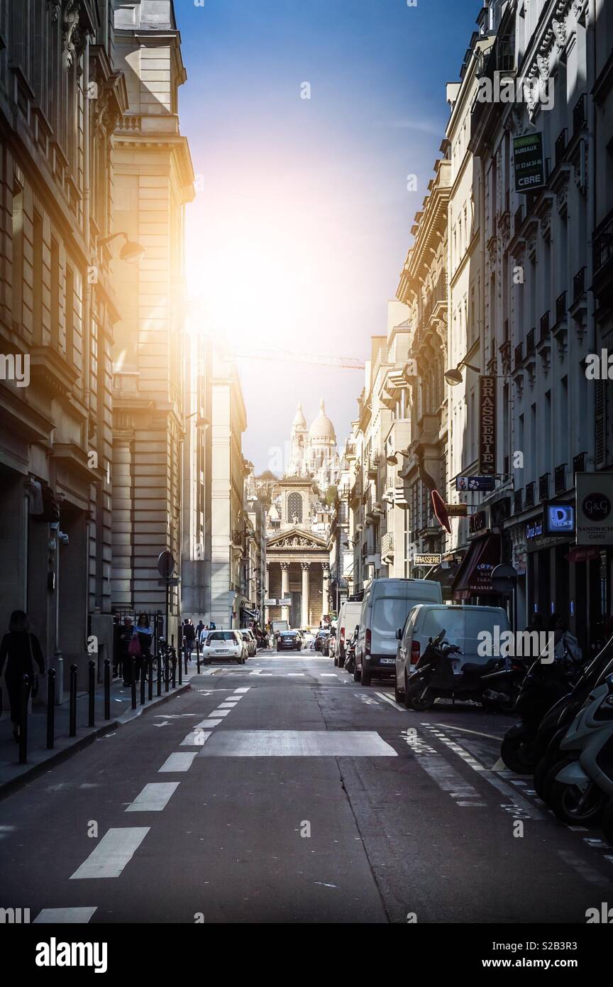 Paris france buildings hi-res stock photography and images - Alamy