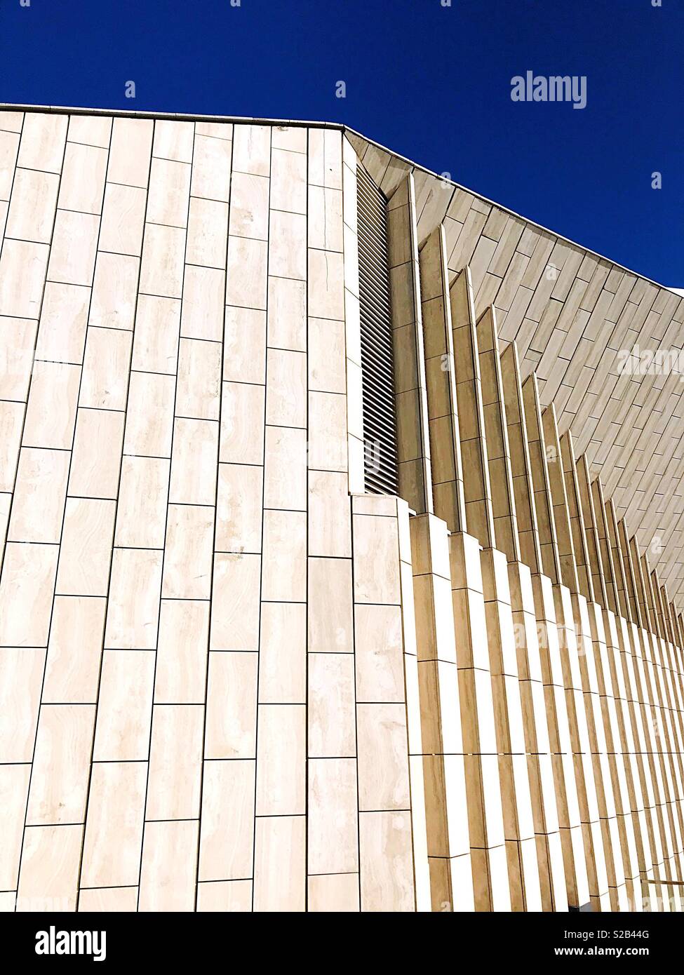 Urban geometry hi-res stock photography and images - Alamy