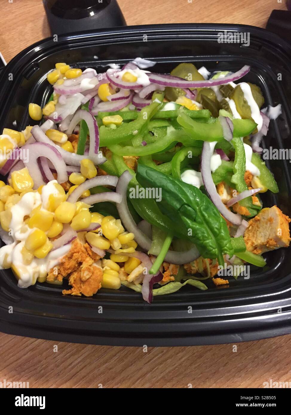 Colourful salad hi-res stock photography and images - Alamy