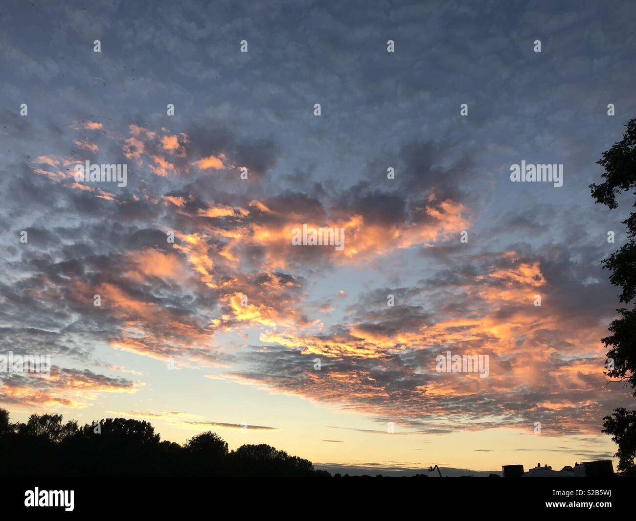 Nottingham sunset hi-res stock photography and images - Alamy