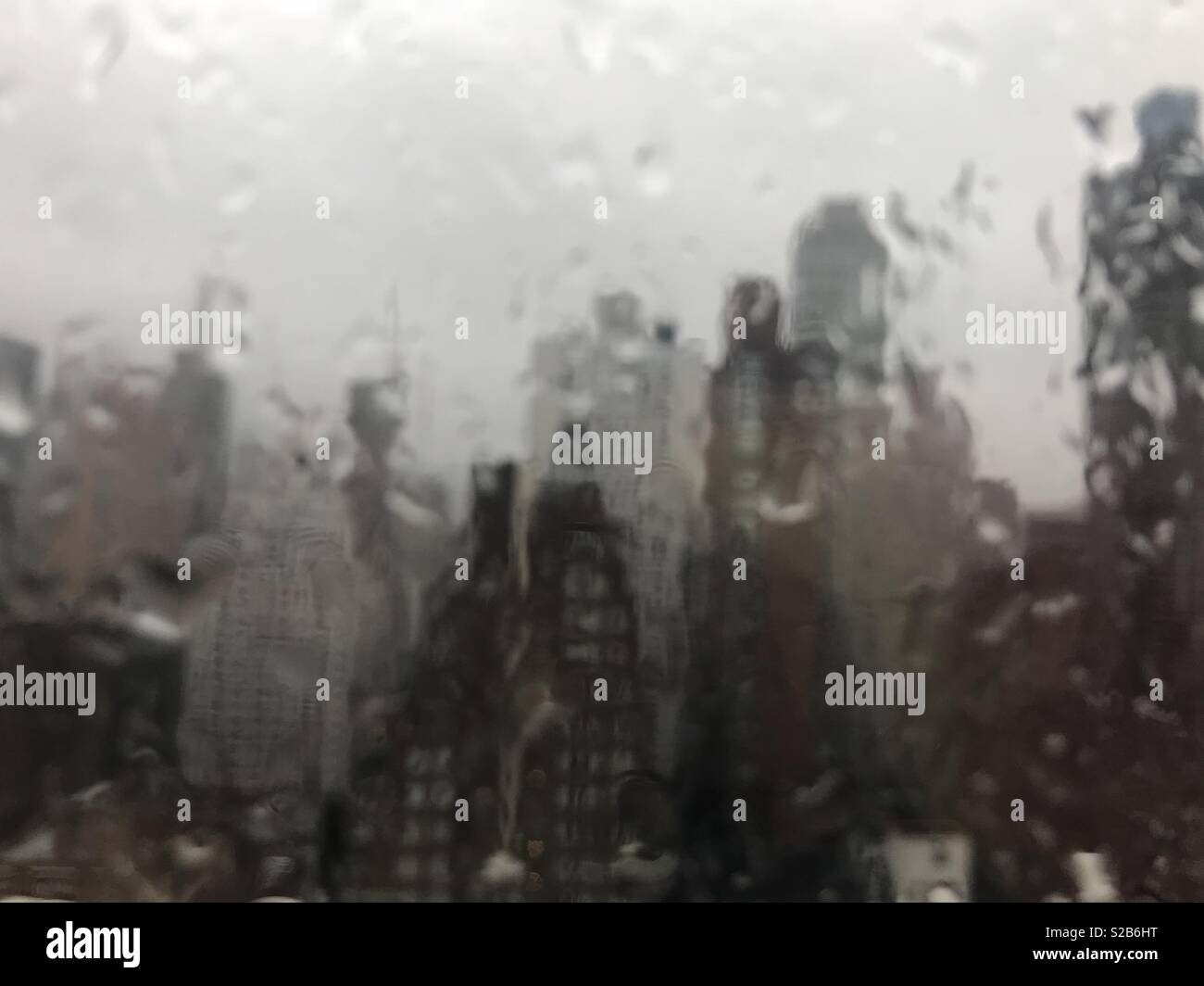Manhattan rain hi-res stock photography and images - Alamy