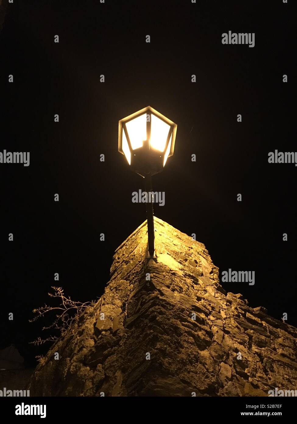 Rustic street lamp hi-res stock photography and images - Alamy