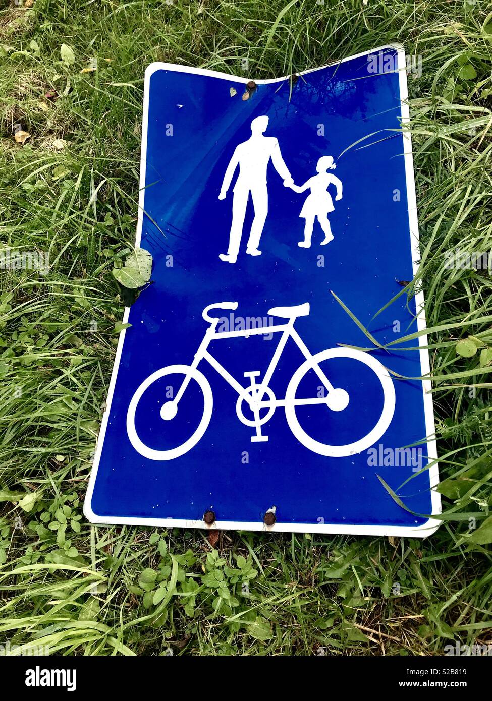 Green Roadsign High Resolution Stock Photography and Images - Alamy