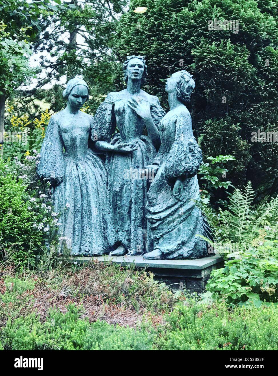 Bronte sisters statue hi-res stock photography and images - Alamy