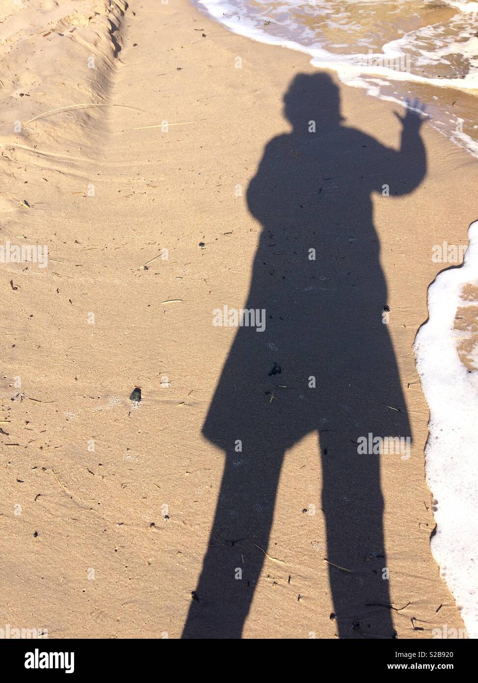 Wave shadow hi-res stock photography and images - Alamy